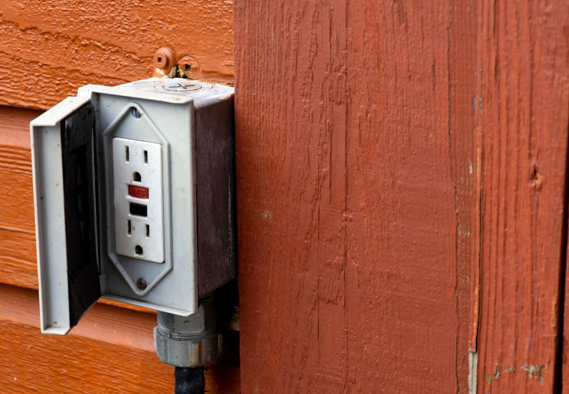 How To Weatherproof Your Outdoor Outlets For Winter - Waldron Electric